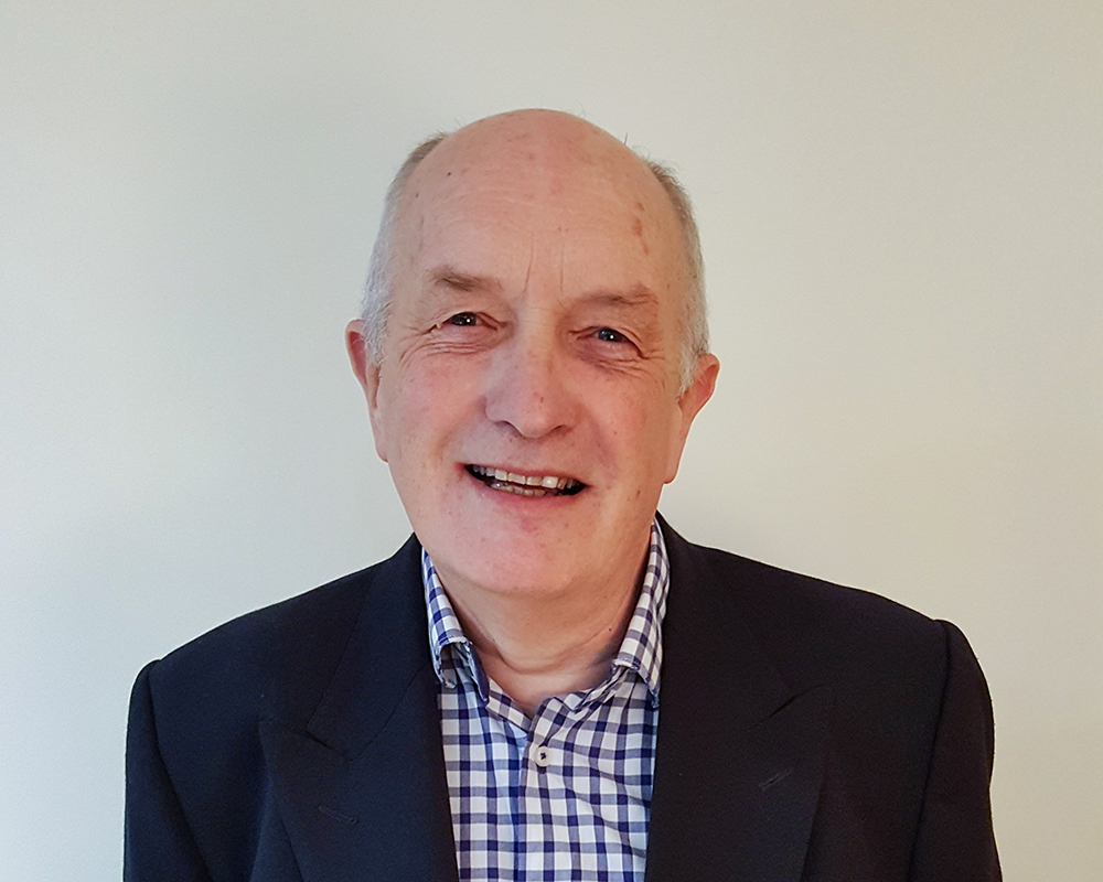 New Commodore Sets To Work | Cowes Sailability